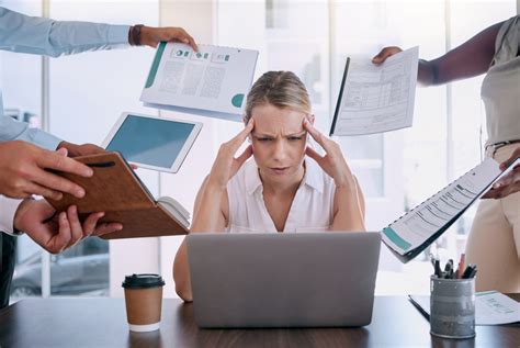 Mujer Y Directiva Estrategias Prácticas Para Evitar El Estrés Laboral