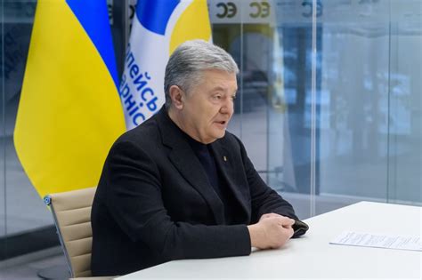 Порошенко обговорив з Послом Вєтнаму посилення підтримки України