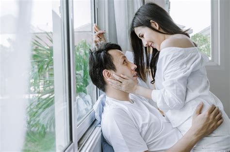 Pernah Coba Posisi Seks Lotus Bun Bisa Bikin Bunda Dan Suami Makin
