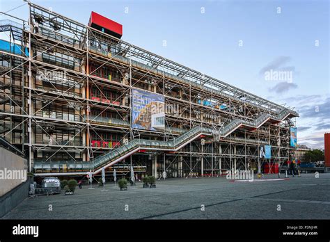 Paris France 09 August 2017 Centre Georges Pompidou Architects
