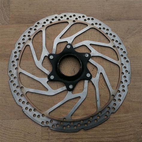Disk Shimano SM-RT30-L 203 mm - Cikloberza Mali Oglasi - 2Bike.rs
