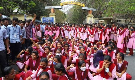 Tirupati Clear Encroachments On Sv Polytechnic Land