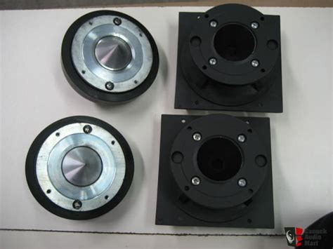 Jbl H Baby Cheeks Photo Canuck Audio Mart