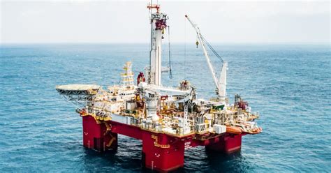 Helix Energy Solutions Awarded Decommissioning Project From Shell