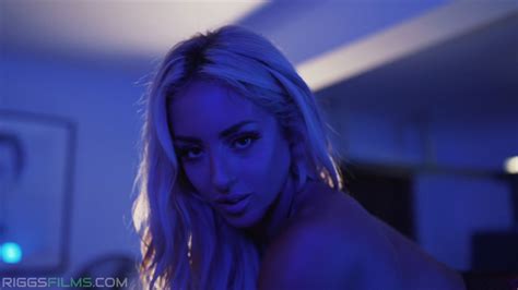 Fit Kitty Fucks Herself With A Dildo Eporner