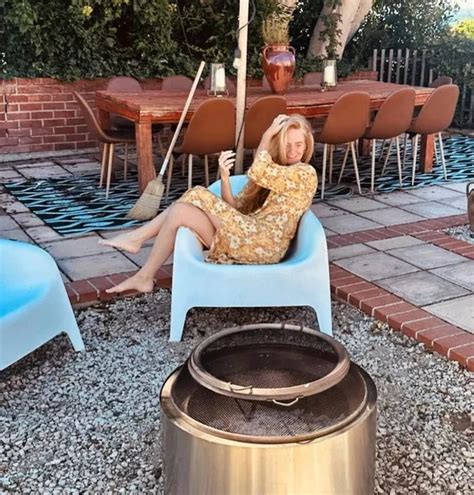 Eastenders Patsy Palmer 51 Branded Beautiful As She Shows Off Legs In Split Dress Daily Star