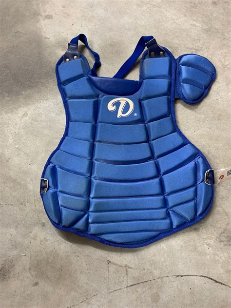 Used Diamond Catchers Chest Protector Sidelineswap