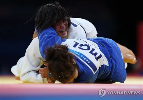 유도 허미미 몽골 천적 꺾고 준결승 진출 28년만의 金까지 단 두 걸음