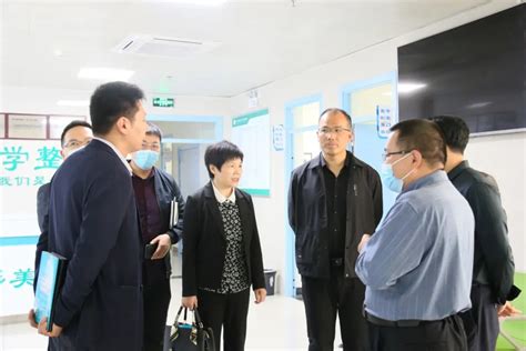 医学院到周口港区医院考察座谈 医学院
