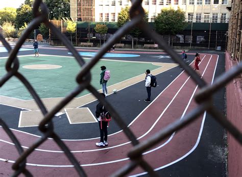 Back To School In Nyc Middle And High Schools Reopen For In Person