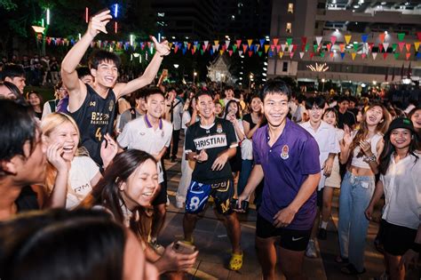 ลอยกระทง สานงานศิลป์ ศรีนครินทร์ ถิ่นวัฒนธรรม “งานวัด 4 ภาค”