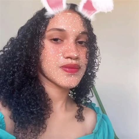 Ester 🎀 Ester Borgess • Threads Say More