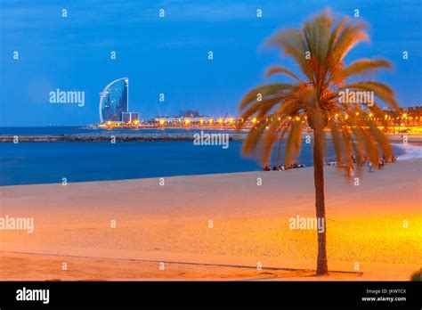 Plage De Barceloneta Banque De Photographies Et D Images à Haute