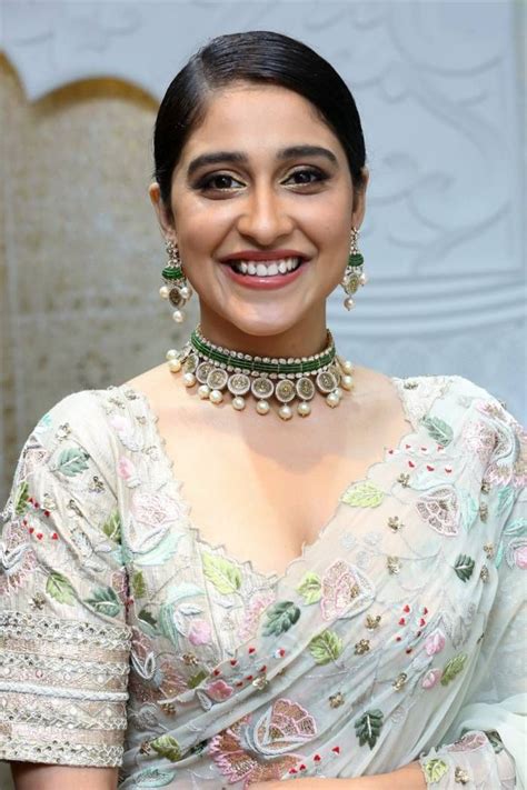 Regina Cassandra In Green Saree At Signature Bridal Lounge Launch