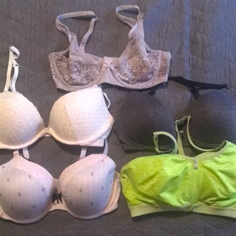 Victorias Secret Intimates And Sleepwear Victorias Secret 32dd Bra