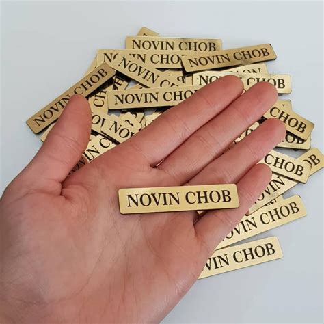 لیبل و پلاک چوبی چرم مولتی پشت چسبدار ، حکاکی لیزر در تهران