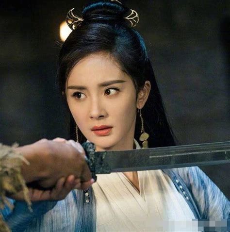 顏值媲美楊冪，身材比肩范冰冰，世界盃新晉女神迅速躥紅！ 每日頭條