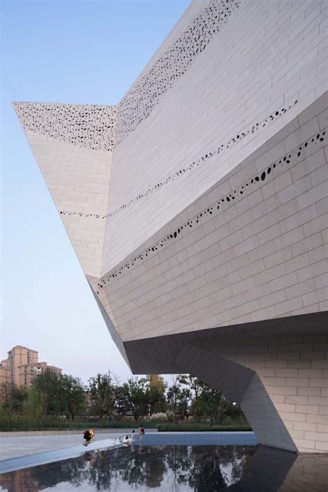 画廊 成都自然博物馆成都理工大学博物馆 Pelli Clarke And Partners 中国建筑西南设计研究院 14