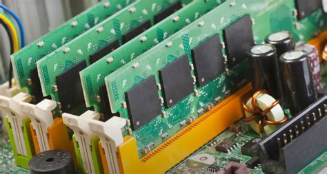 What Is A CMOS ElectronicsHacks