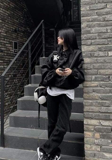 Empower Your Look Tomboy Femme Outfits For Every Occasion Tomboy Outfits Boyish Outfits