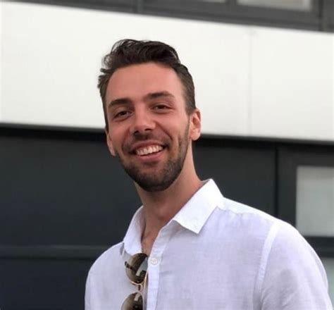 About Edi Sipka Medium