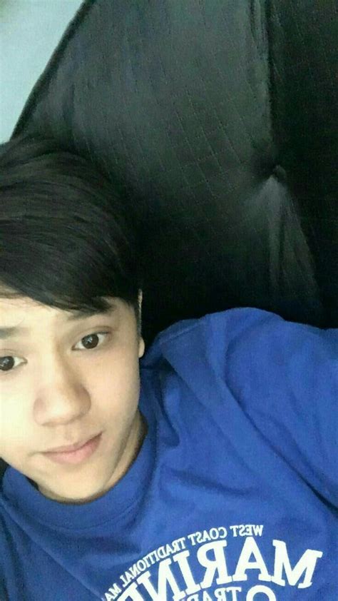 Nanon Korapat Kirdpan Gambar Pacar Aktor Fotografi Orang
