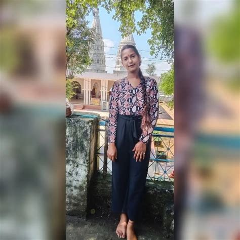 Rachna Sahu (@its_rachna_sahu) • Threads, Say more