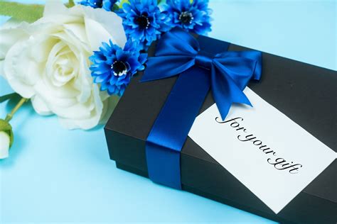 義理の兄弟・姉妹の結婚祝いの相場は？ギフト選びのポイントを解説 プレゼントコンシェルジュ