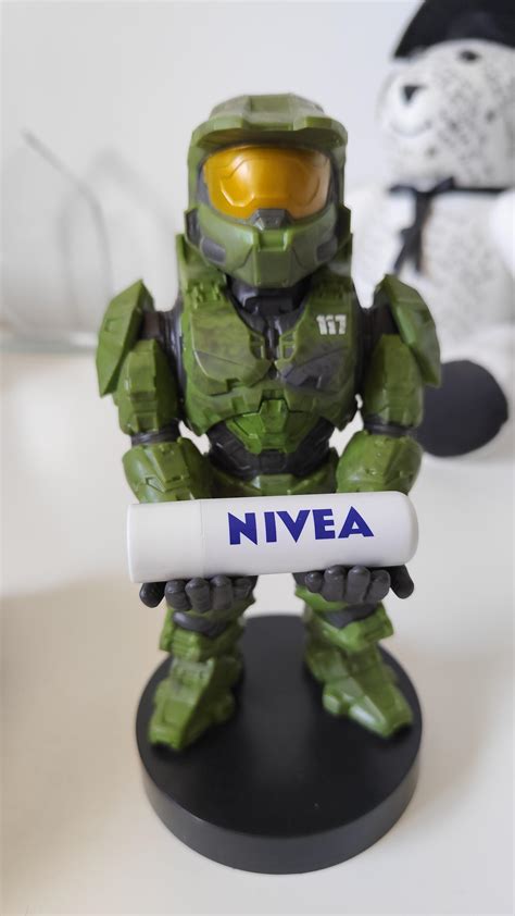 Master Chief You Mind Telling Me What Youre Doing Holding That Lip