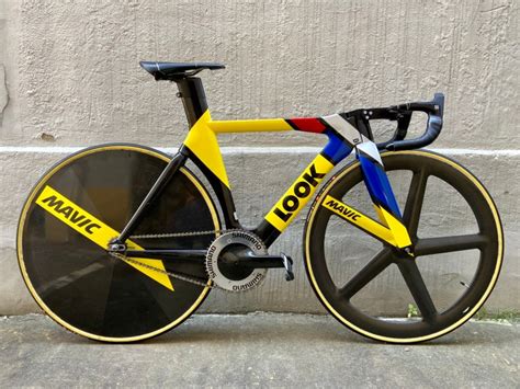 룩 L96 카본 트랙 프레임셋 마빅 아이오 And 코메트 카본 트랙 휠셋 시마노 올림픽 젠 And 룩 제드 트랙 크랭크셋 벨로바이크 And 룩 통합형 컴포넌트 카본 트랙 바이크 리뷰