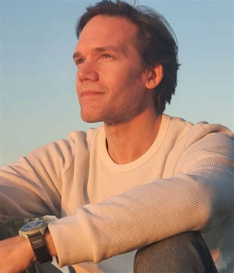 Revelan Que Juan Gil Navarro Está De Novio Con Una Mujer 27 Años Más