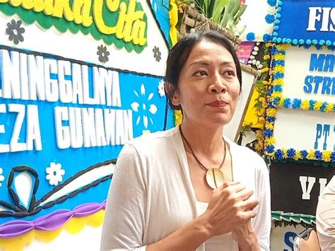 Kronologi Meninggalnya Ayah Dee Lestari