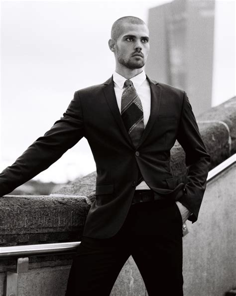 Robin G Amaze Models