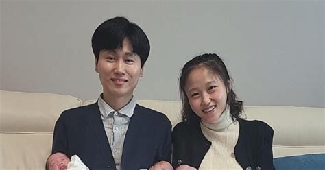 이직하고 출산 결심…‘100만분의1 뚫은 네쌍둥이 아빠