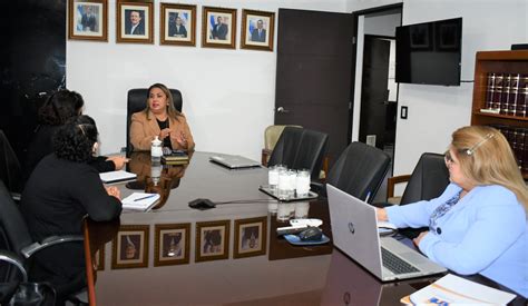 La Directora General De La Unidad Técnica Ejecutiva