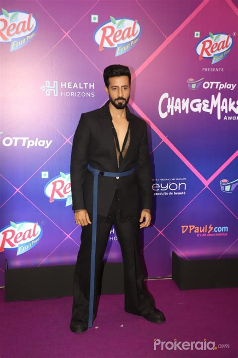 Bhuvan Arora Photos Bhuvan Arora Pics And Photo Gallery Hot Sexy