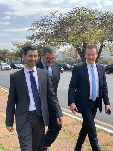 Celso Russomanno recepciona delegação do Parlamento do MERCOSUL em Brasília Celso Russomanno