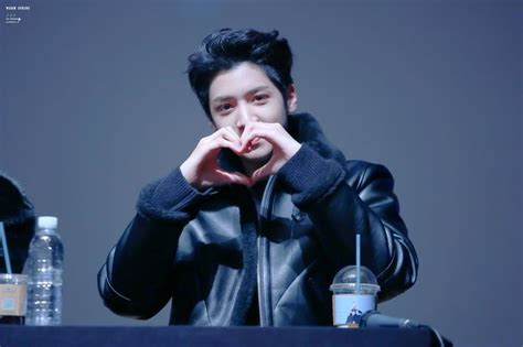 Pin By Ynana On Bæs Pentagon Wooseok Pentagon Asian Actors