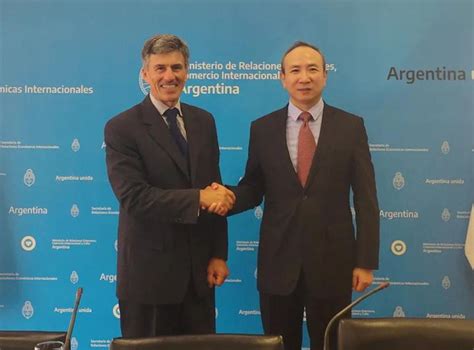 王卫大使会见阿根廷外交部新任国际经济关系国务秘书西马阿根廷新闻华人头条