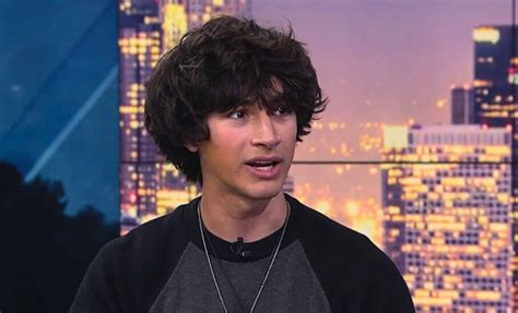 What Does The Edge Of The Universe Look Like