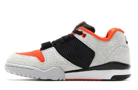 Nike Air Trainer Ii Safari Tribute To Barry Sanders Sneakernews Com