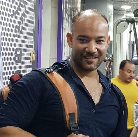Moustafa الرجاء الدعاء لي اخونا الحاج حسام بدوي ابو احمد بالشفاء