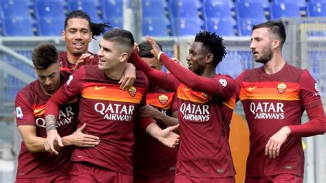 La Roma Vence Al Genoa Con Lo Mínimo Y Se Aúpa A La Cuarta Plaza