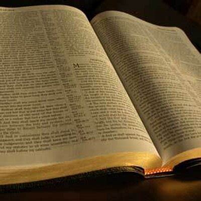 Biblia en Español on Twitter Y ahora permanecen la fe la esperanza y