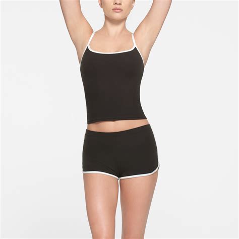Fits Everybody Contrast Trim Dolphin Short Onyx