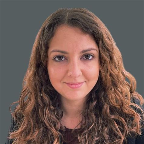 Eliana Sofia Linkedin