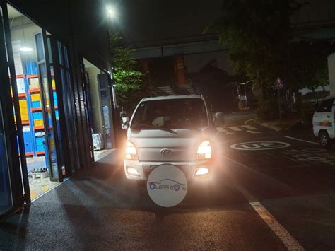 2022년식 포터2 차량에 원격시동 오토도어 차량상태 위치등의 다양한 옵션이 가능한 모바일 원격시동경보기 및 다용도 레버비상등 신차패키지 시공사례와 장착가격 정보안내