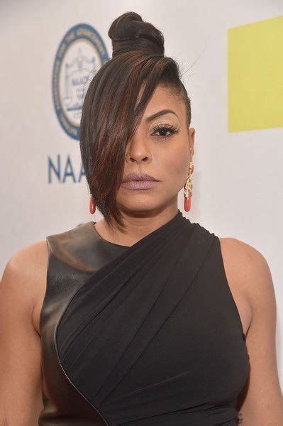 46 Rihanna Razor Cut Ideas Short Hair Styles Short Hair Cuts Hair Cuts