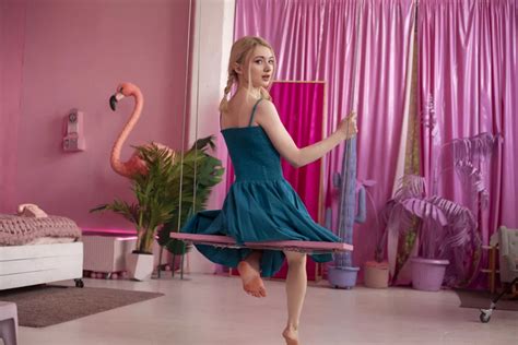 Kiwi Girl Kiwi W Kiwi Cam Free Live Nude Sex Show And Chat Porn Luv