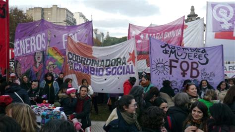 Feminismos Argentina Ni Una Menos Marcha Multitudinaria De Mujeres Y